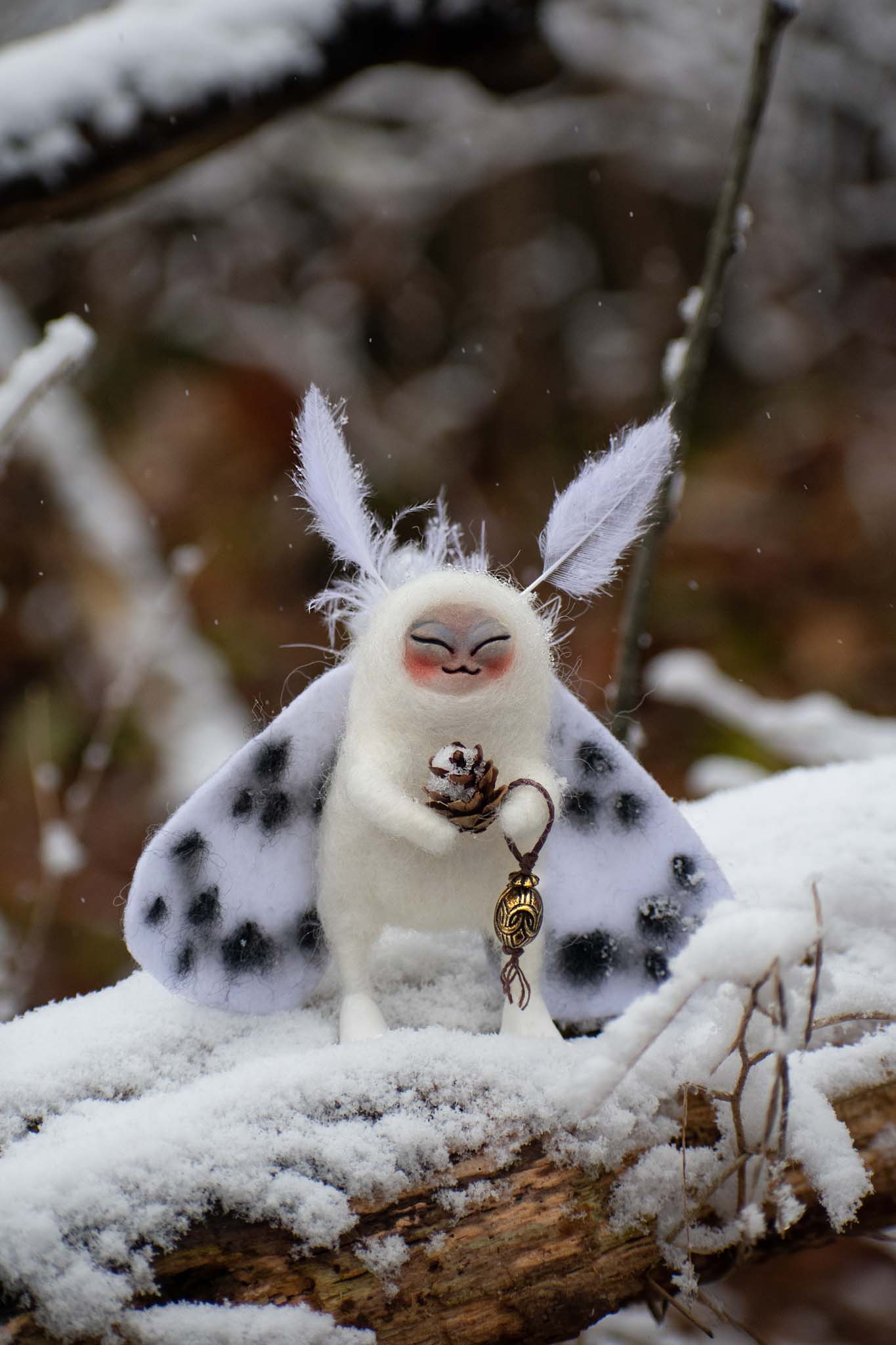 Spotted Snow Moth – Treehouse Creatures